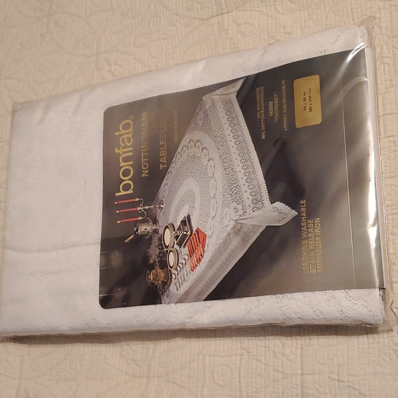 Bonfab | Dining | Vintage Bonfab Nottingham Lace Tablecloth | Poshmark